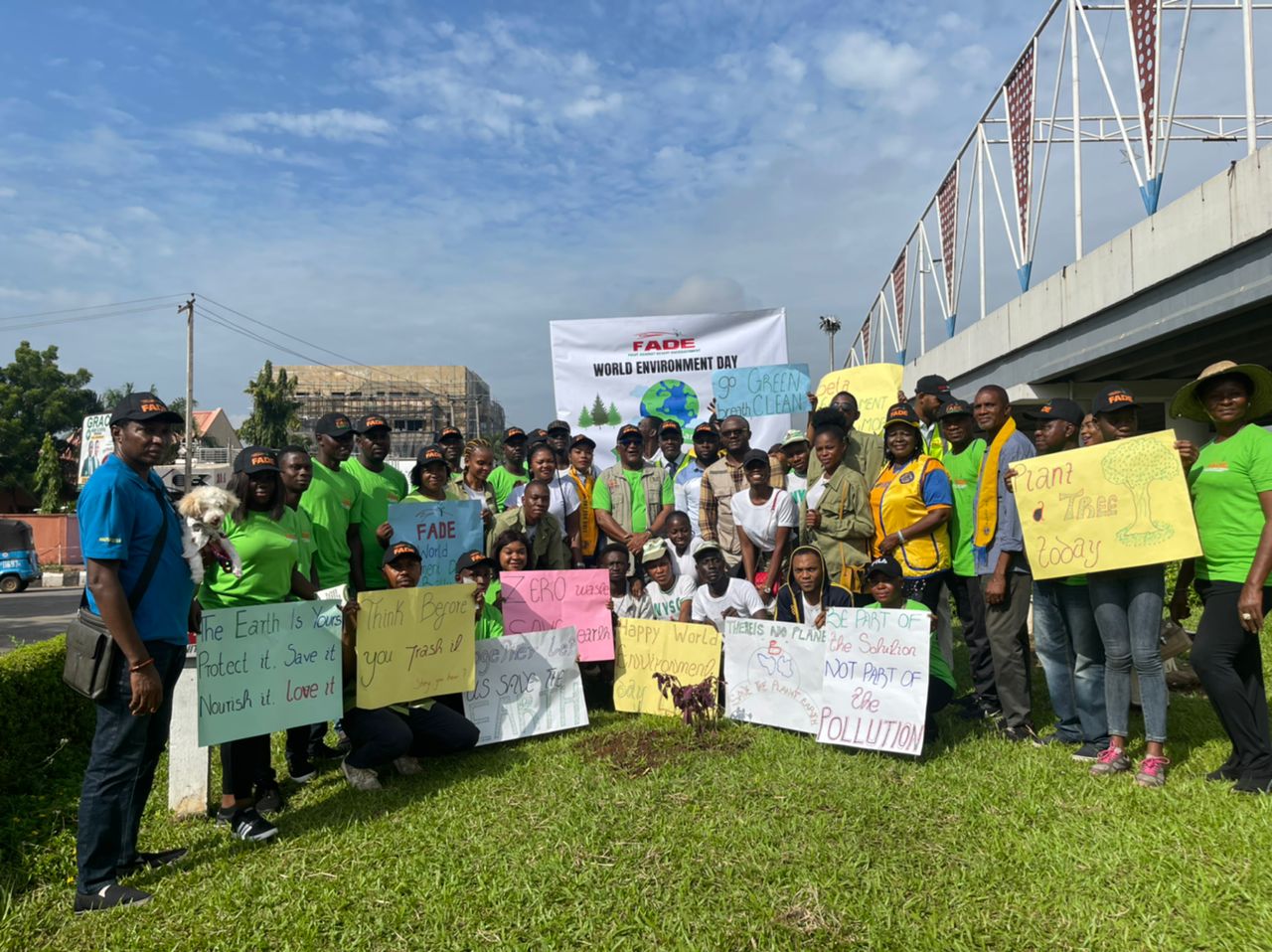 NO LAND, NO LIFE – Fade Africa